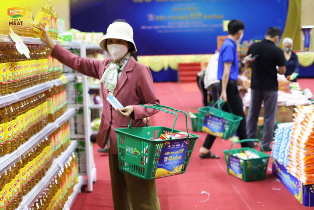 HCT FAMILY FOOD chung tay cùng Siêu thị Mini Tết 0 đồng 2023 mang Tết ...