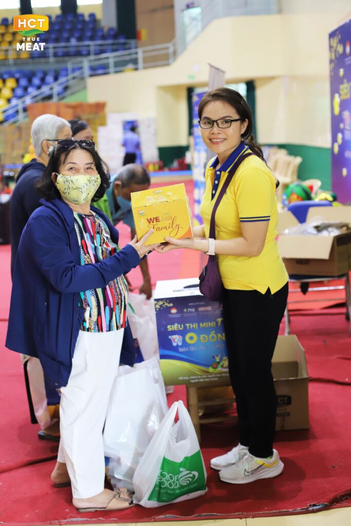 HCT FAMILY FOOD chung tay cùng Siêu thị Mini Tết 0 đồng 2023 mang Tết ...